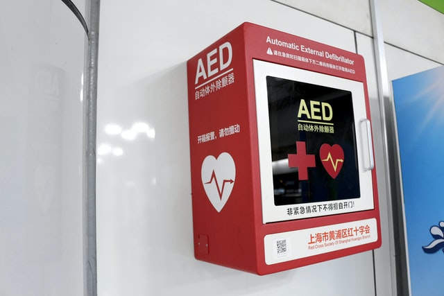 How to Save a Life: Tips To Using an AED Properly – Restart The Heart